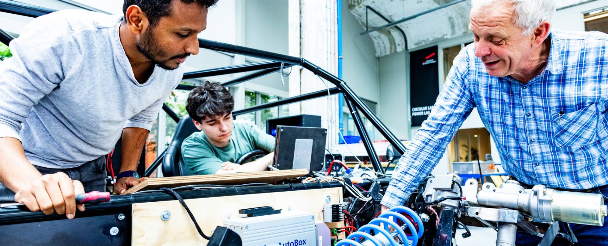 Subjects & Program | Automotive Engineering Bachelor Degree