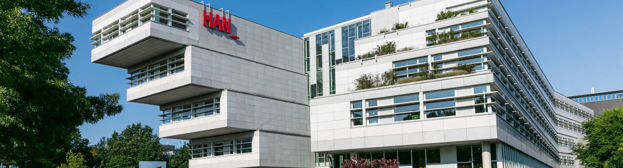 Locations & Opening Hours | HAN