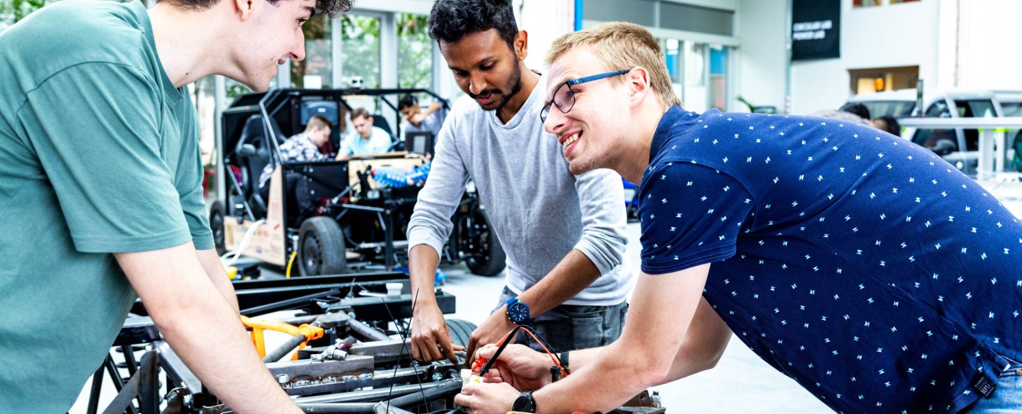 Subjects & Program | Automotive Engineering Bachelor Degree