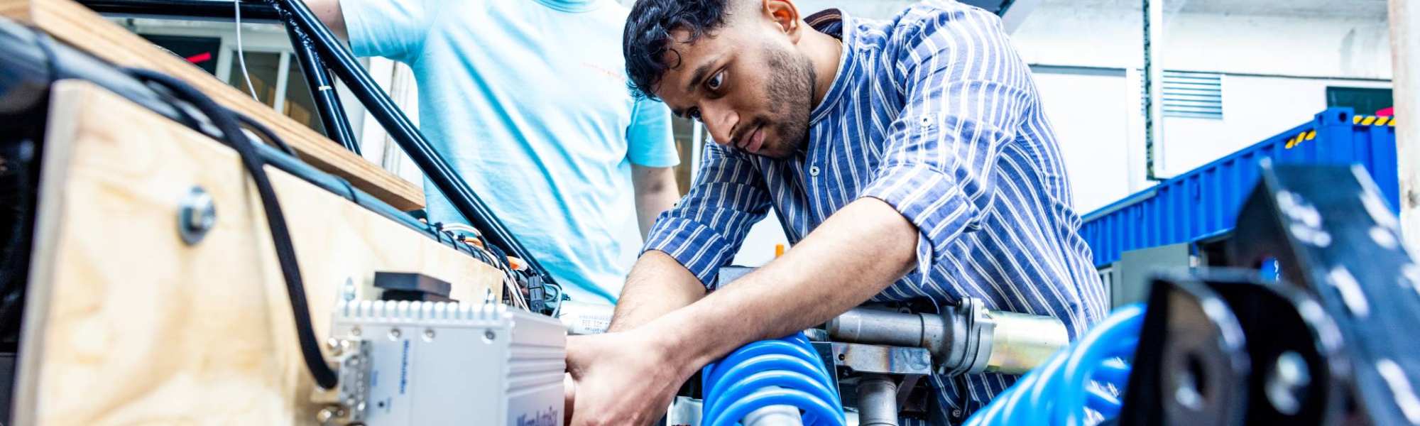Subjects & Program | Automotive Engineering Bachelor Degree