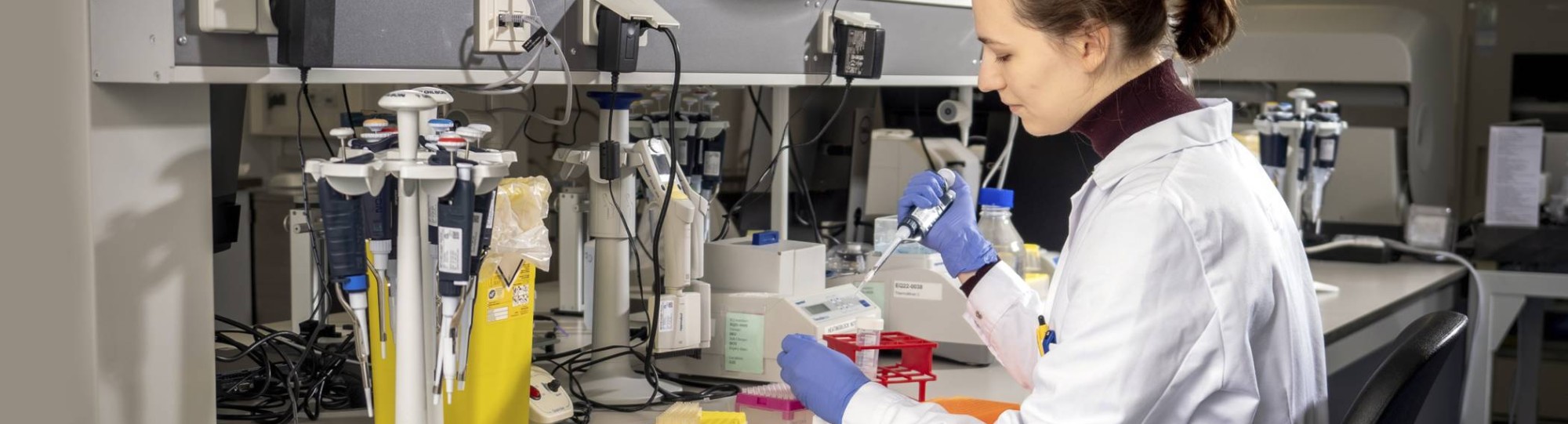 Russian Elena combines master's degree in Molecular Life Sciences with an internship at Enzyre