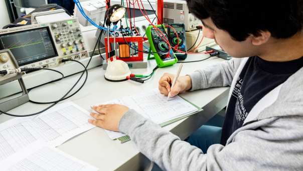 Electrical Engineering Bachelor | HAN University of Applied Sciences