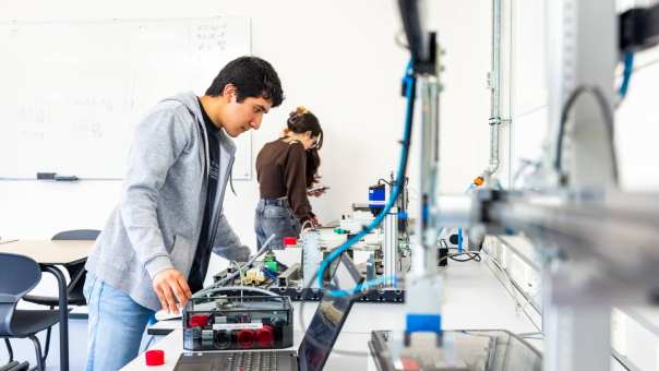 Electrical Engineering Bachelor | HAN University of Applied Sciences